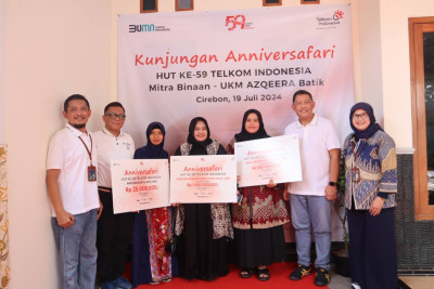Telkom Gelar Kunjungan dan Program CSR untuk UMKM di Cirebon